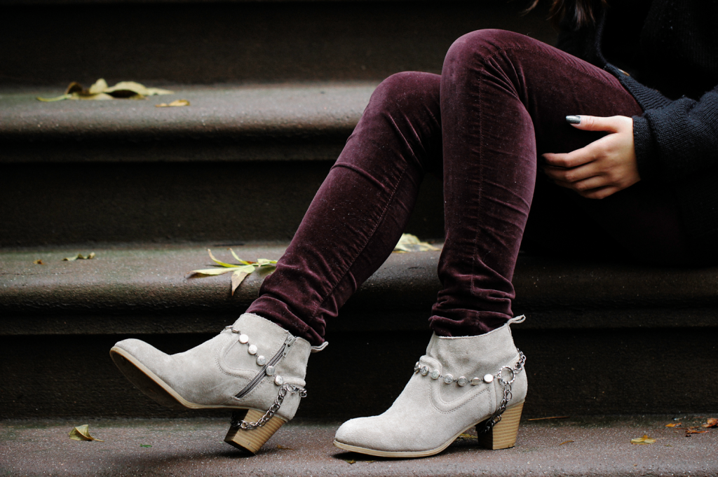 DIY: Chain Boot Harnesses
